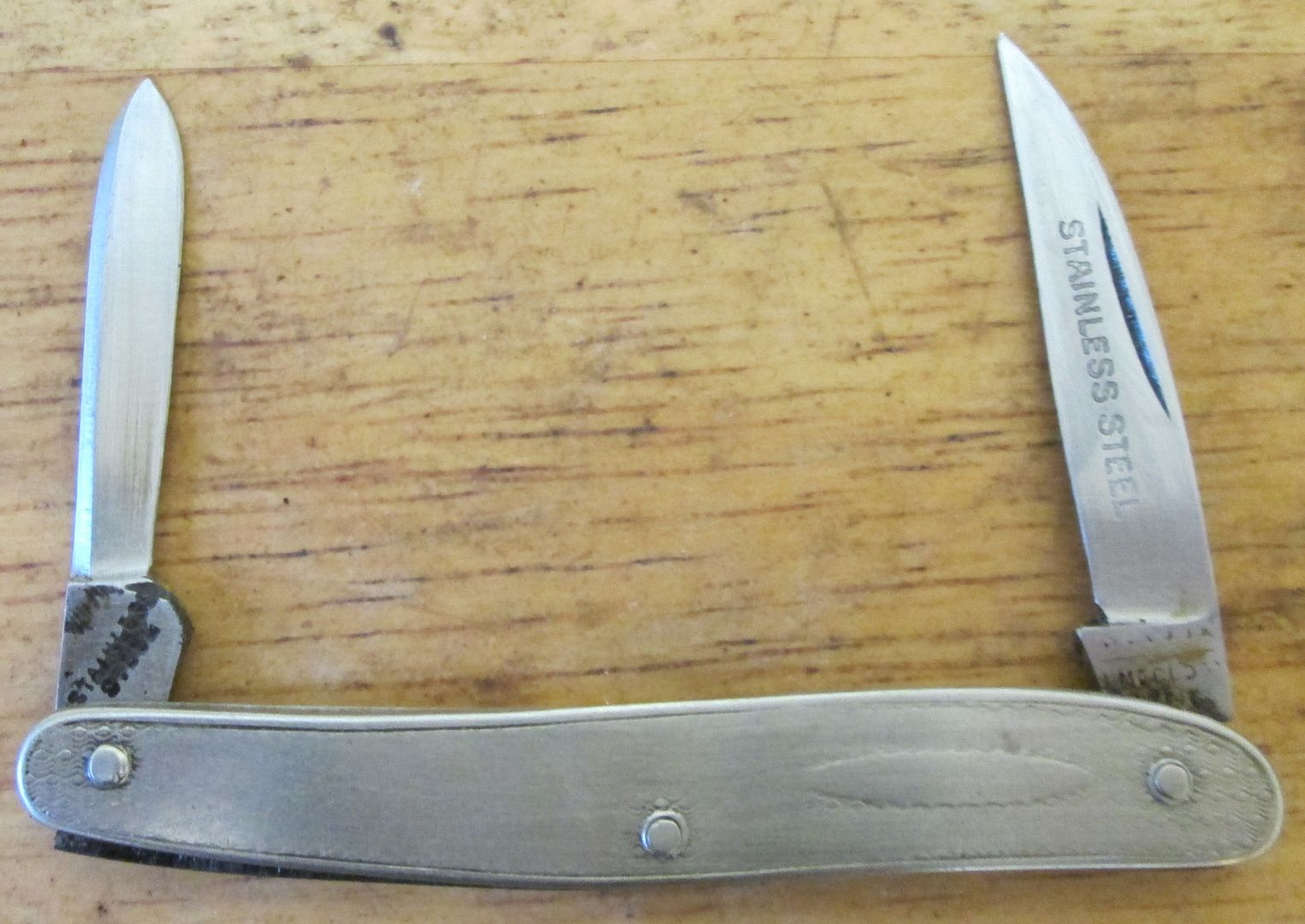 Share your love of Traditional Folders with a Single Spring and Two Blades! | Page 8 ...